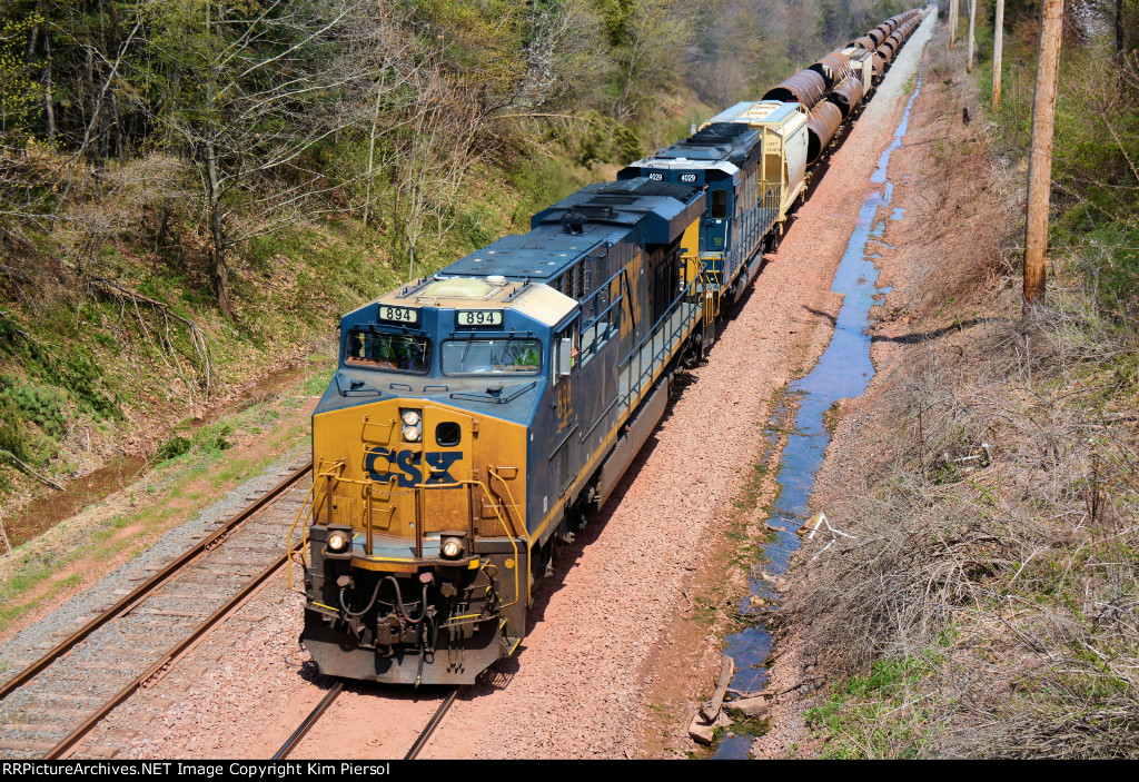 CSX 894 X885 Pipe Loads